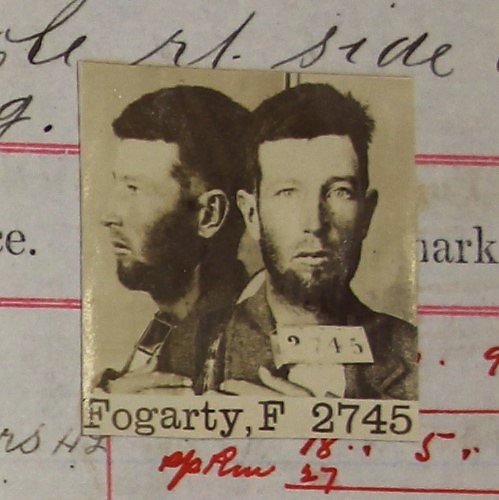 Frank Fogarty Escapes – The Dusty Box